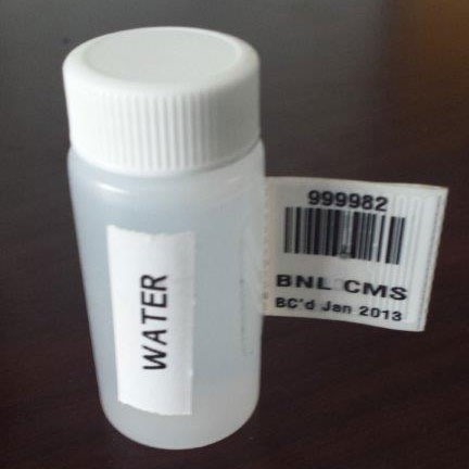 ALN9629 1" x 1" RFID Flag Tag for Liquids